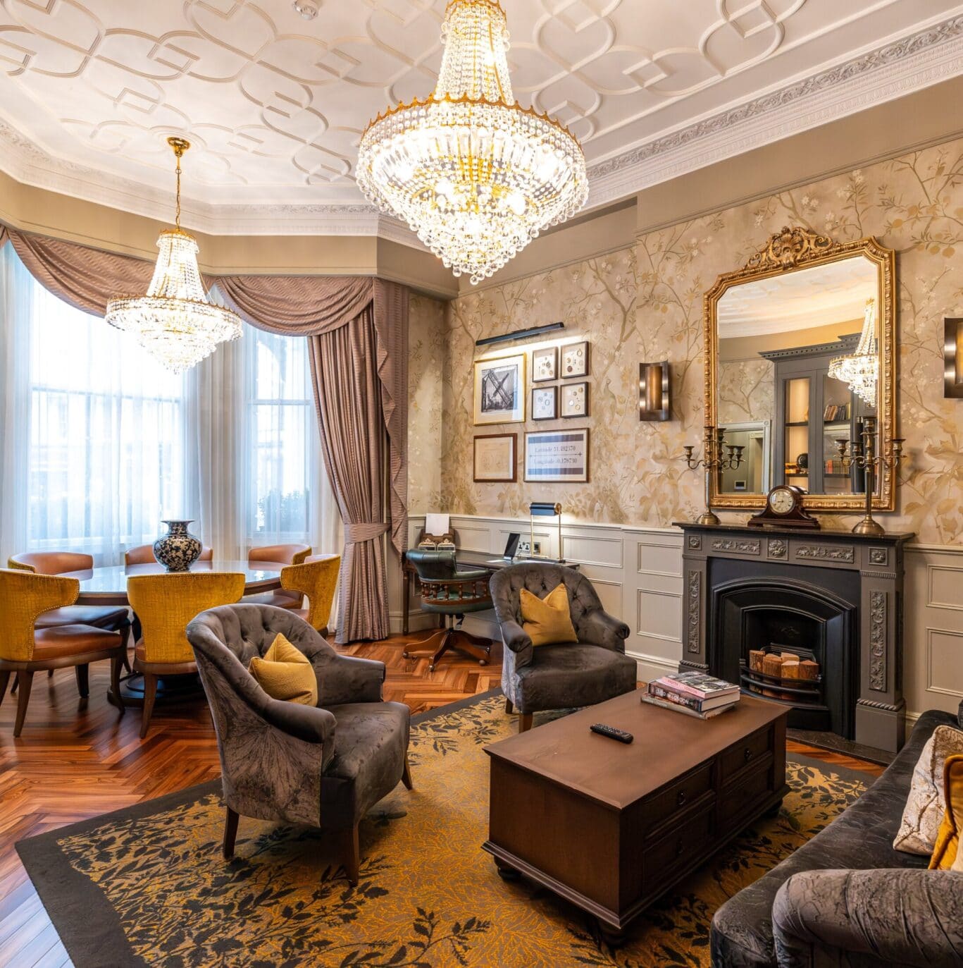 Deluxe 4 Bed Family Room