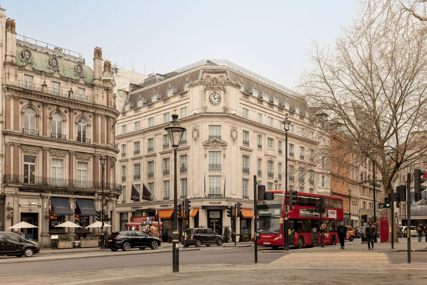 inn express london heathrow t5 casa de sada beach resort algarve curio ...